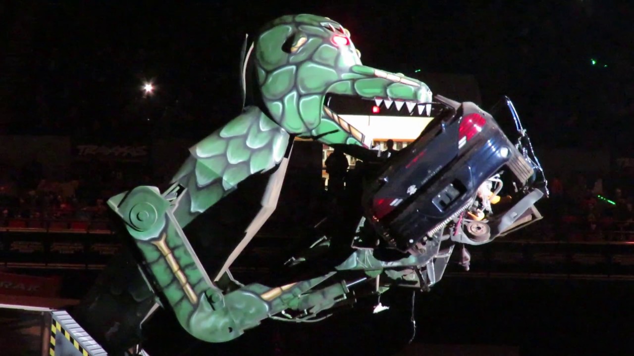 Transaurus at the La Crosse Center - YouTube