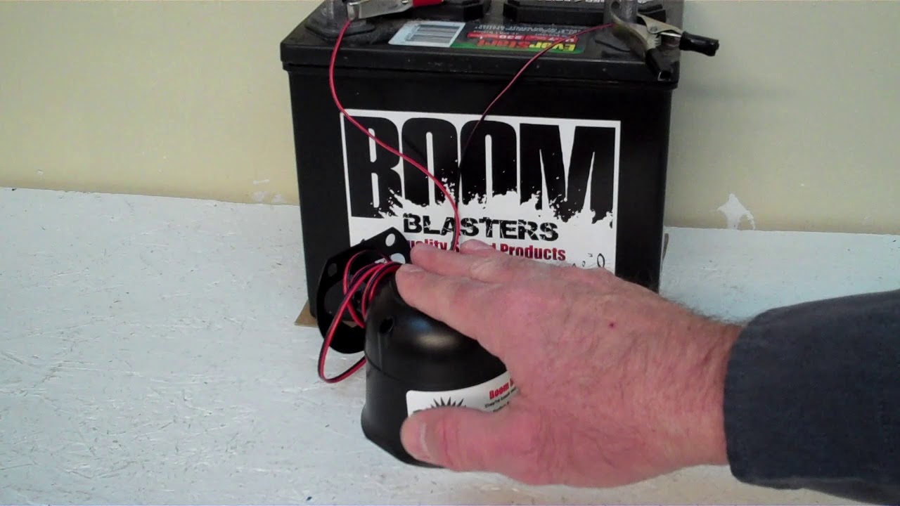 Bobcat Mad Growling Sounds Car Horn Wireless - YouTube