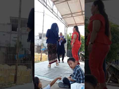 Emak emak jago goyang Edan Turun Koplo