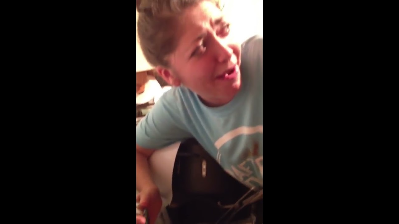 Cinnamon challenge throw up - YouTube