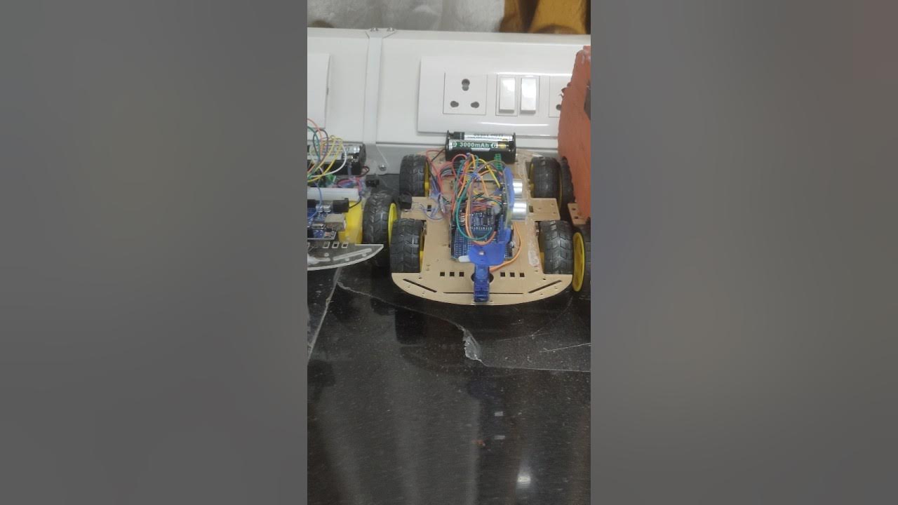 Top 10 Arduino Robot - YouTube