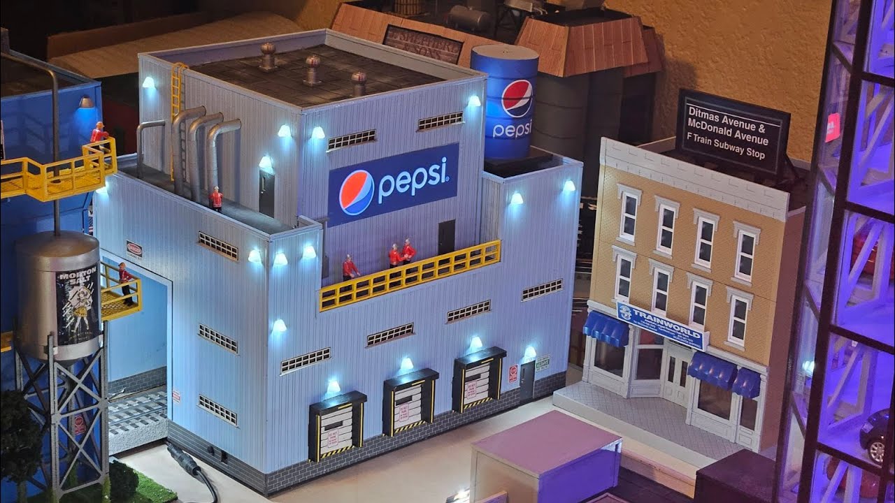 Menards Pepsi Factory O Scale Building! Unboxing, Review, and Run ...
