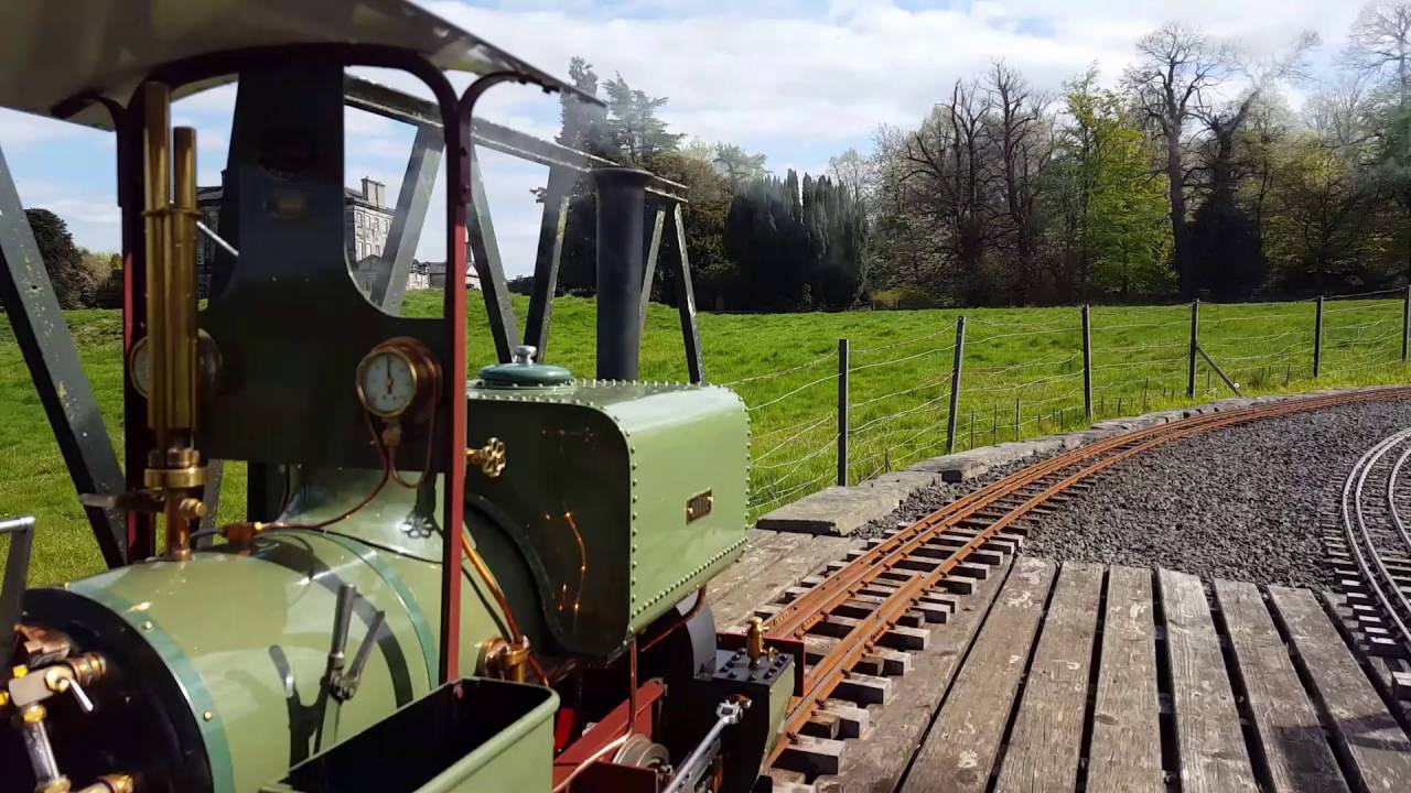 7 1/4 Kerr Stuart "Wren" at Newliston. - YouTube