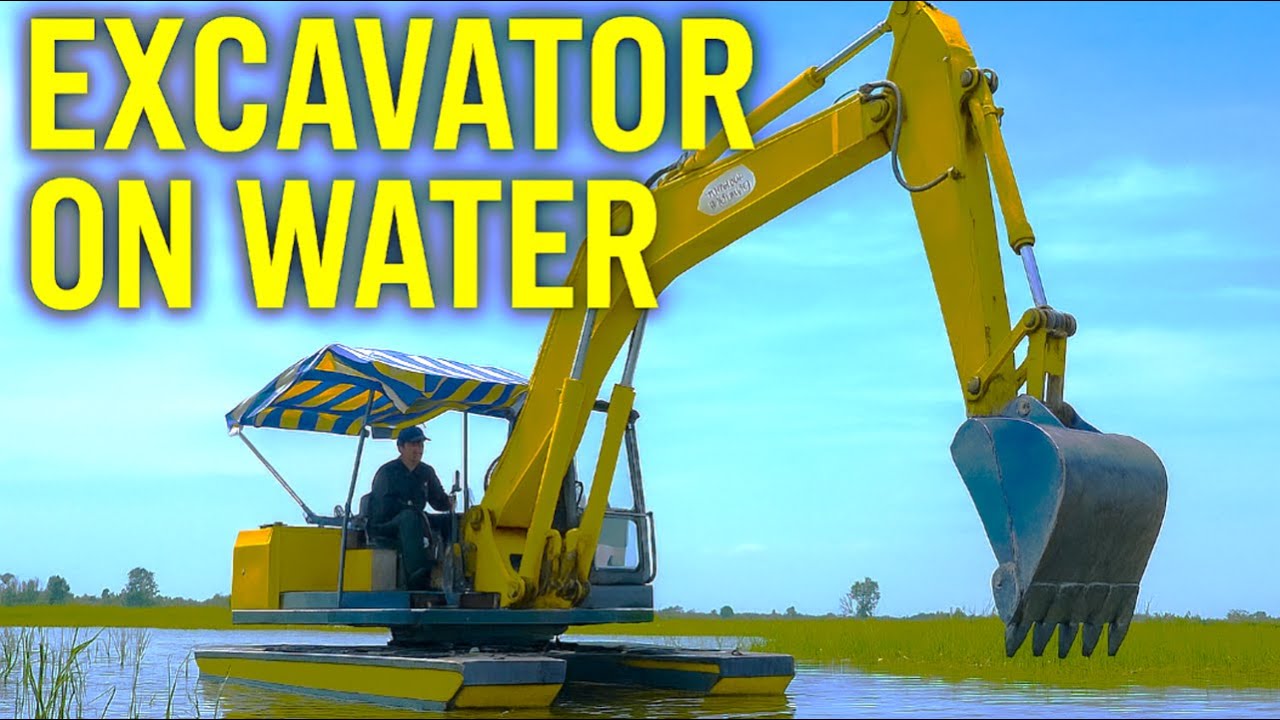 Floating Excavator on Water – Unique Heavy Machinery! - YouTube