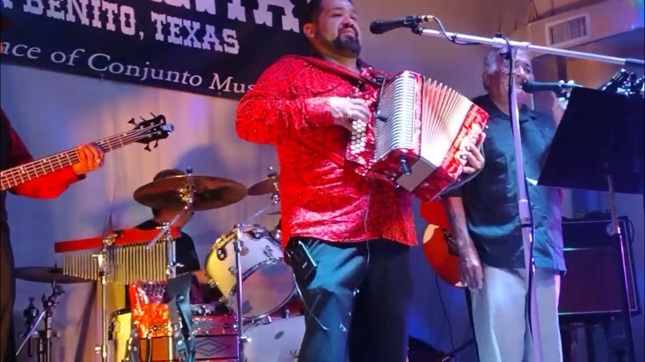 Ruben De La Cruz y su conjunto - YouTube