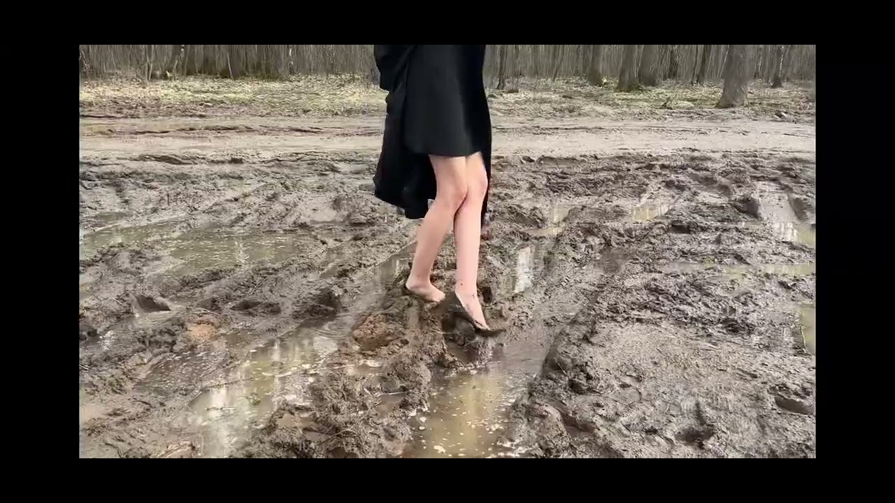Crush high heels, muddy shoes, abuse high heels, abuse shoes, walk on ...