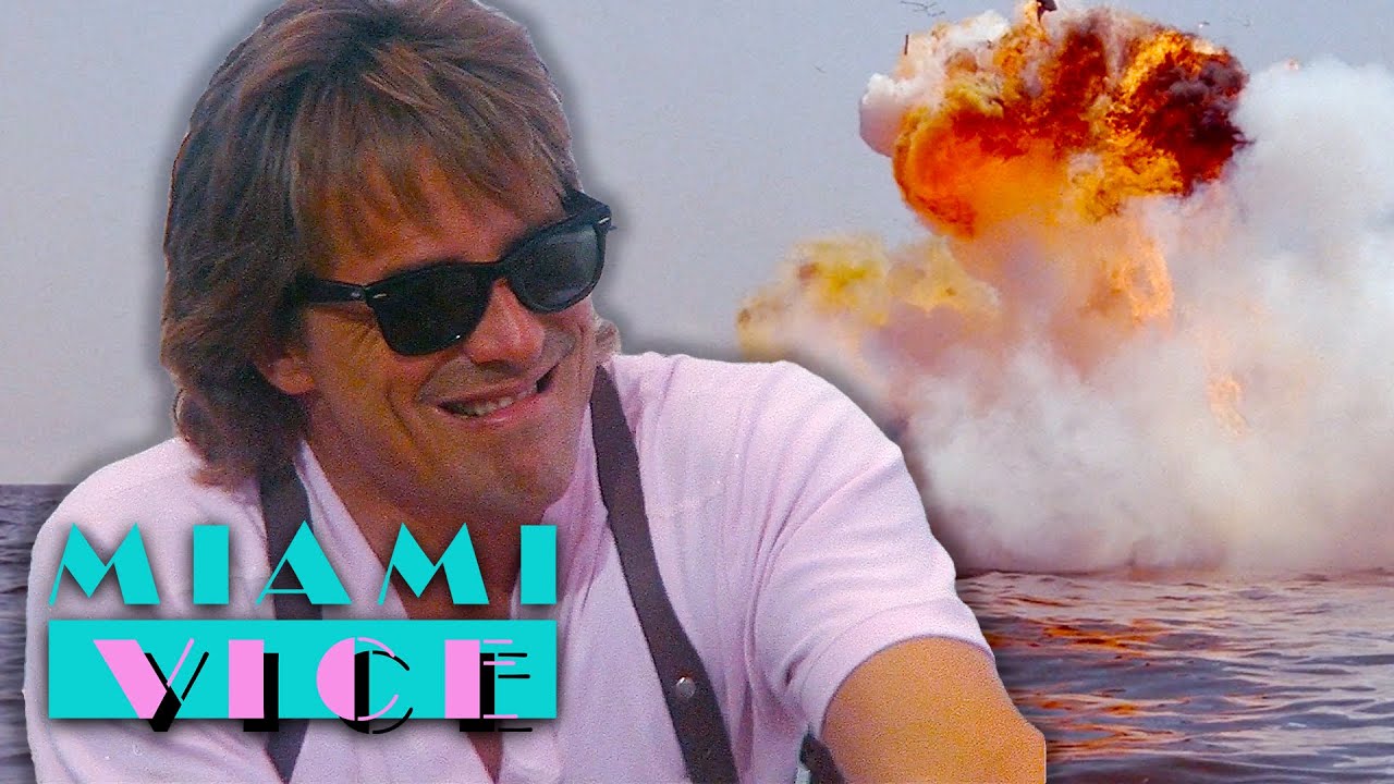 An Explosion On a Dealer's Boat | Miami Vice - YouTube