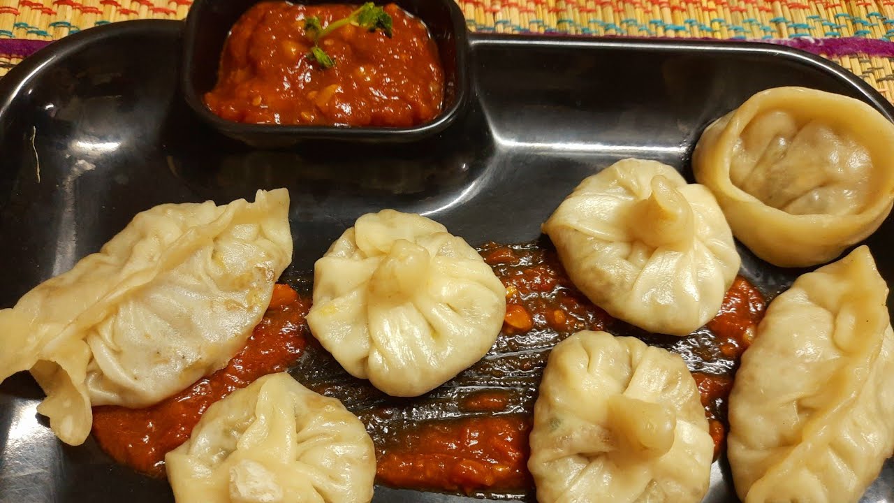 Veg Momos/Dim Sum- Street Style- With Spicy Red Momo Chutney /वेज मोमोज ...