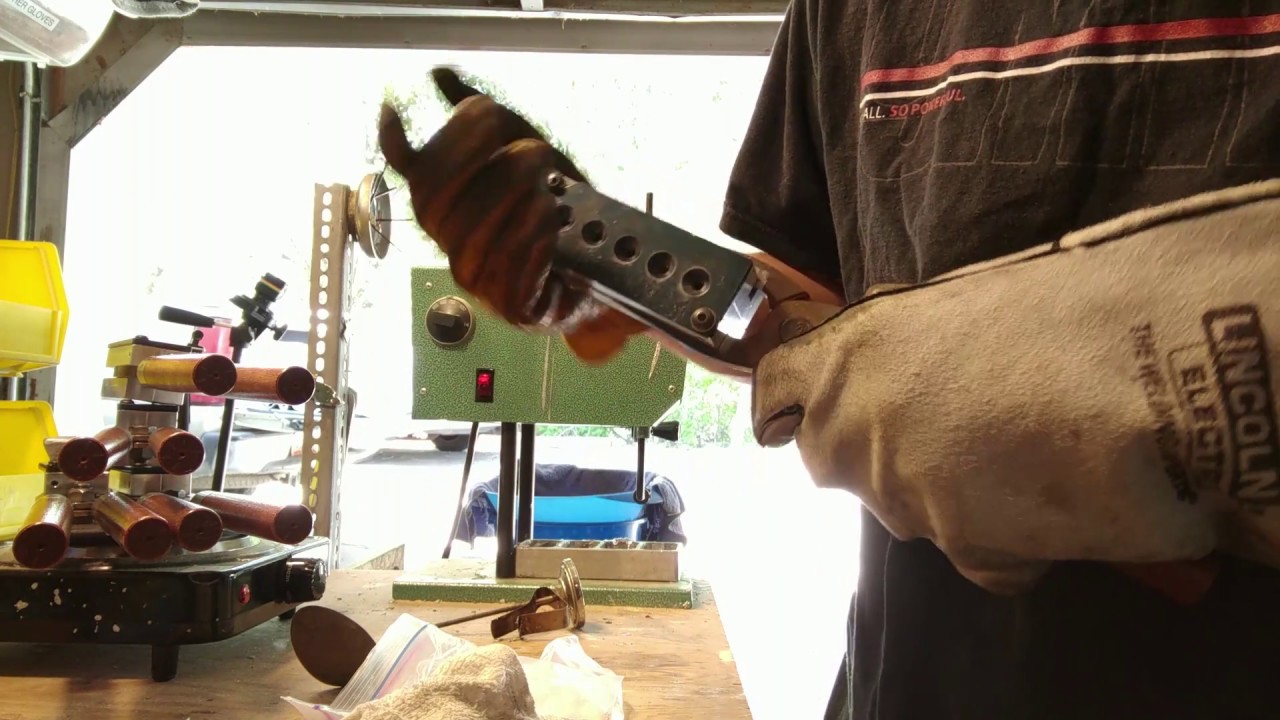 QuickTip #2 Lube the Sprue Plate! (A Little Lube Makes it Glide!) - YouTube