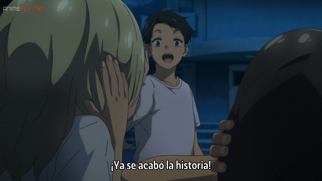Cuando las waifus le tienen miedo a las historias de terror - YouTube
