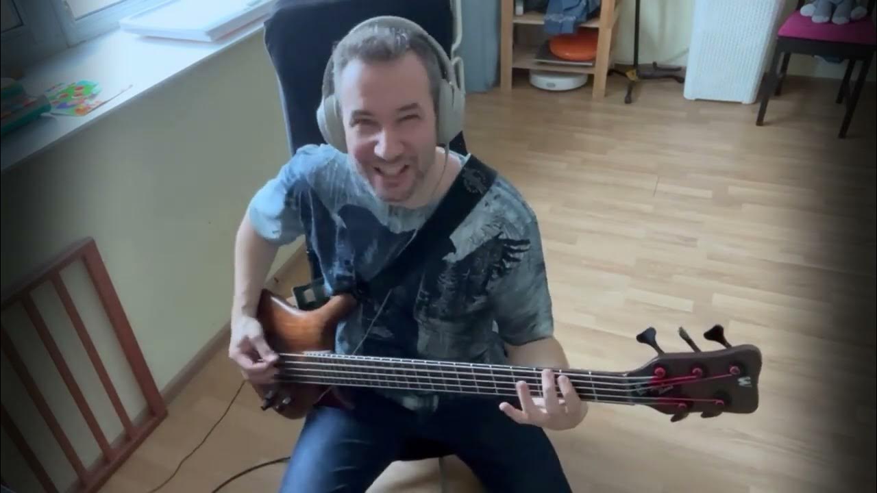 Metallica - Master of puppets. Bass cover by Mr.G - YouTube