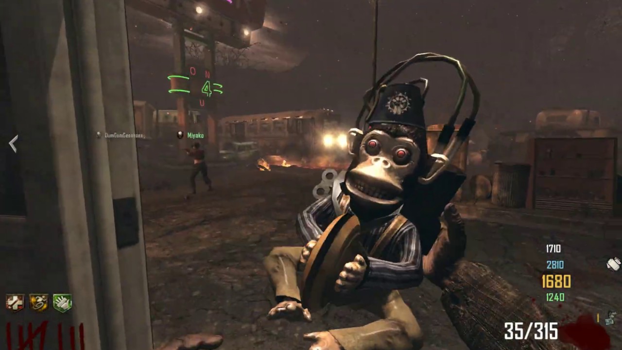 Black Ops II Zombies - Fighting the Avogadro (Cornelius Pernell) in ...