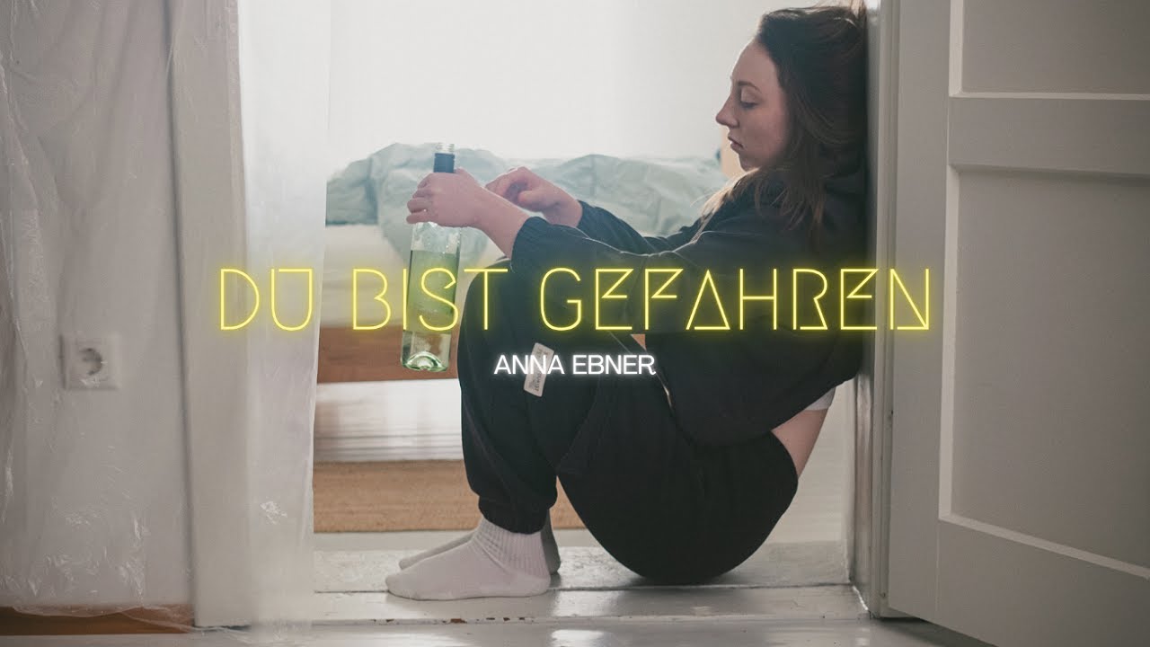 Anna Ebner - Du bist gefahren (Offizielles Musikvideo) - YouTube