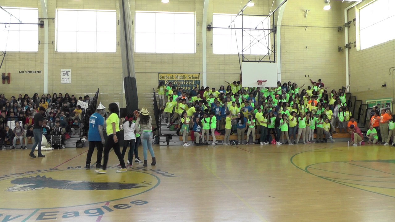 6th Grade Dual Language STAAR Pep Rally 2017 - YouTube
