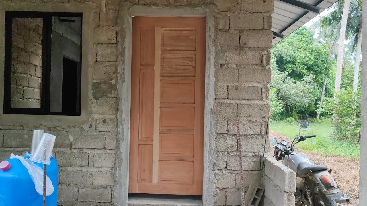 May Pintuan na Ang Bahay Malapit na - YouTube