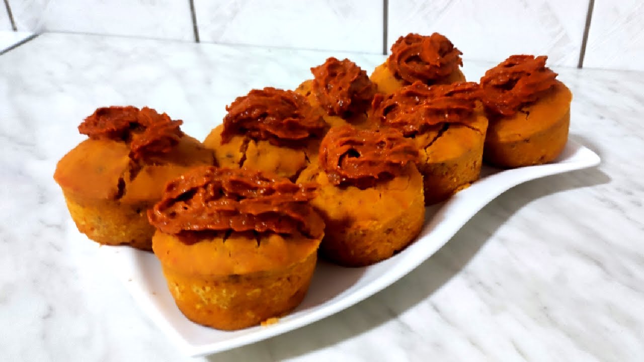 Посни мафини со ајвар - вкусни и меки / Lean muffins with ajvar-tasty ...