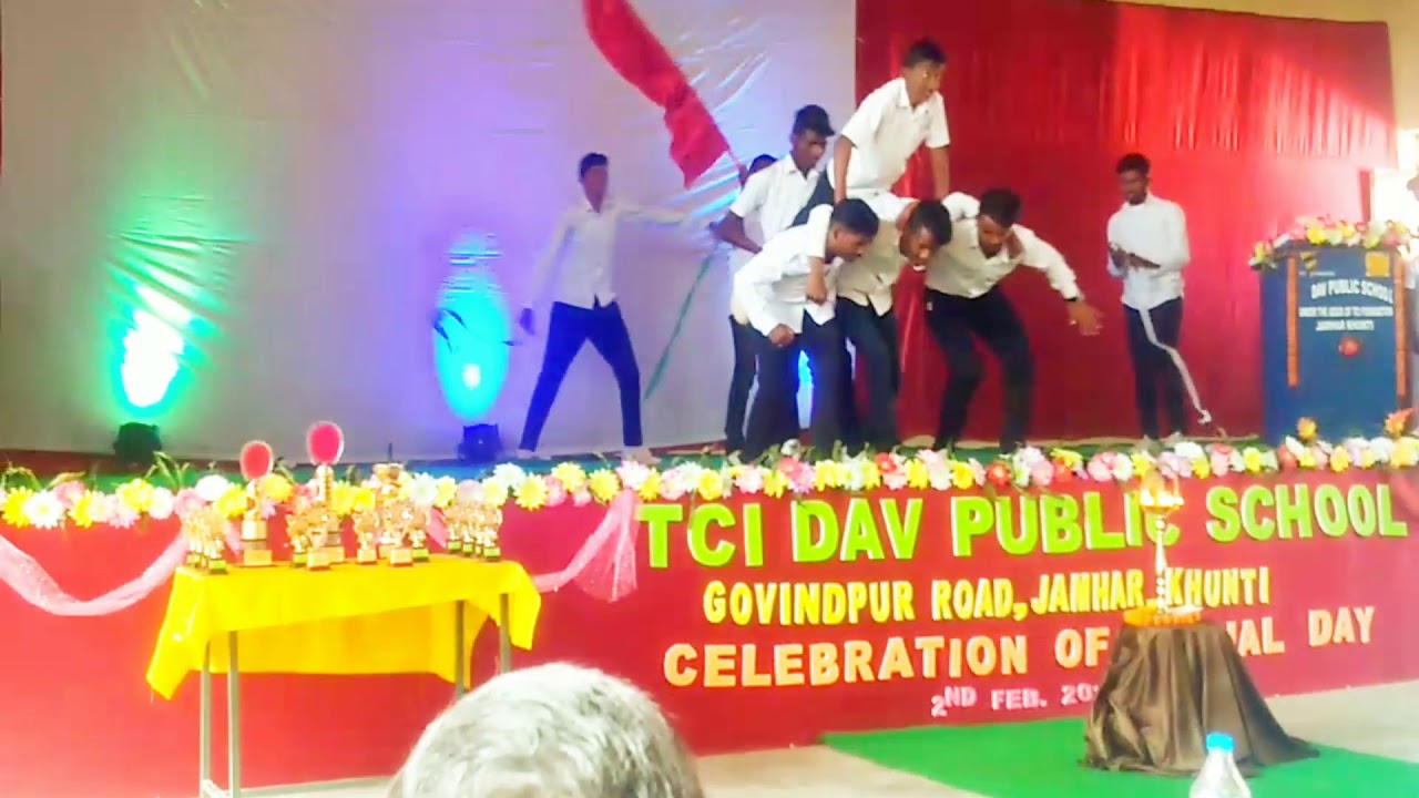 India wale & I am india remix dance by school boys TCI DAV PUBLIC ...