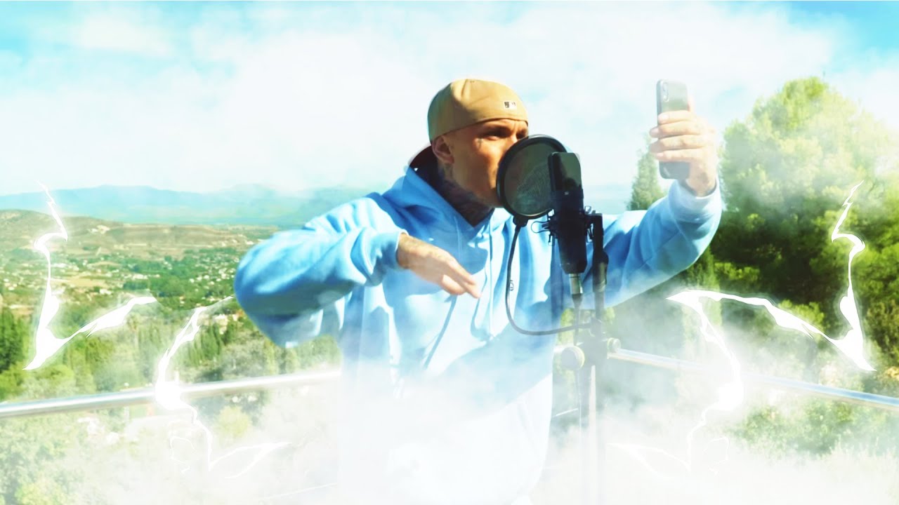 Infinit - Weit Weg | ICON 5 - YouTube