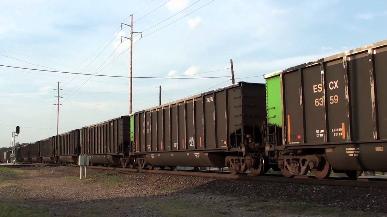 BNSF GRDA train with BNSF 8884 leading at Vinita Oklahoma. - YouTube