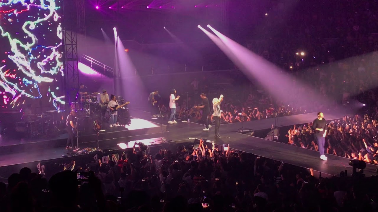 Wonder - Hillsong United X Young and Free Live in Manila 2018 - YouTube
