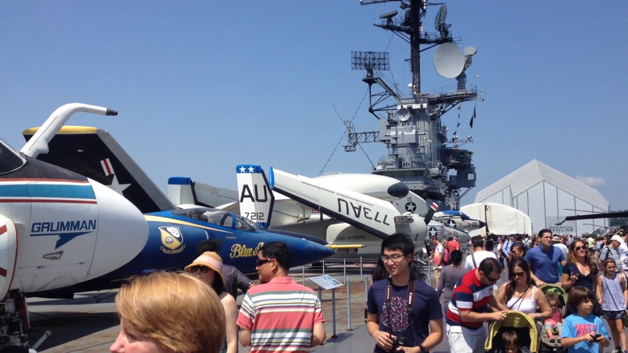 Intrepid Air and Space Museum Flight Deck - YouTube