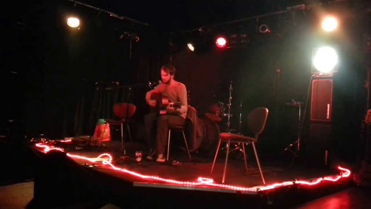 'Lifelessly', Samuel Zasada live at Fat Lil's - YouTube