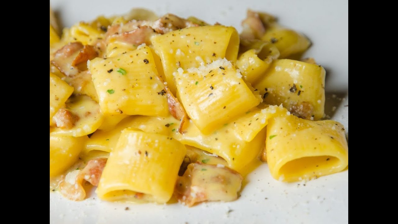 Pasta o riso 🤔? Pasta, patate e prosciutto! - YouTube