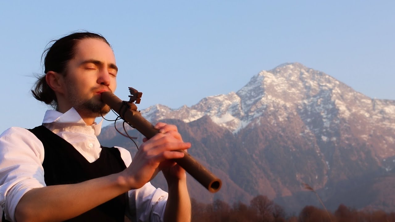 Colico, Italy - Native American Style Flute - YouTube