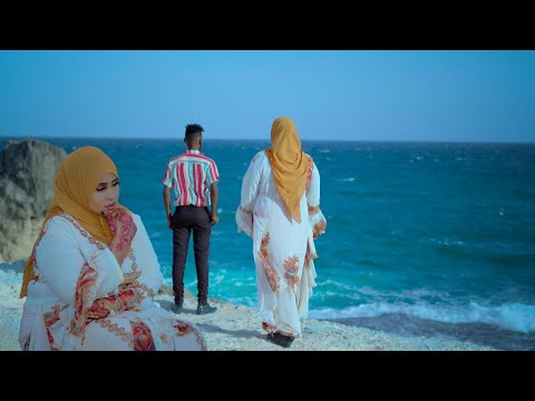 SAFIYO MOHAMED DAHIR VS ARMAAN ADAN | MARBUU DAMAC KU QAADAA | OFFICIAL MUSIC VIDEO 2022