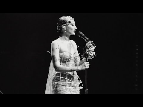 Melike Şahin - Öyle Bir Yerdeyim Ki (Live @Zorlu Psm 2025)