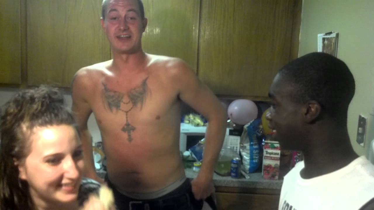 Jay eats beta fish - YouTube