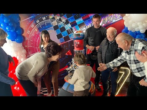Engin Altan Ve Neslişah Alkoçlar'ın Oğlu Emir, 7 Yaşında #enginaltandüzyatan