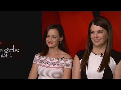 EXCLUSIVE: Lauren Graham Spills on Mae Whitman's Very Brief Cameo in 'Gilmore Girls' Revival!