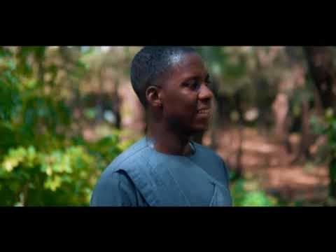 Mwimbaji Bahati deus anaye kuja kwa kasi atimaye Leo ameachia video ya moyo pamoja na Enock ...