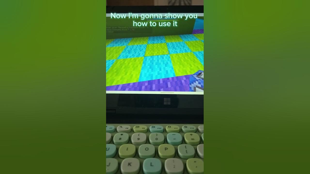 How to get and activate a repeating command block- command available in description too - YouTube