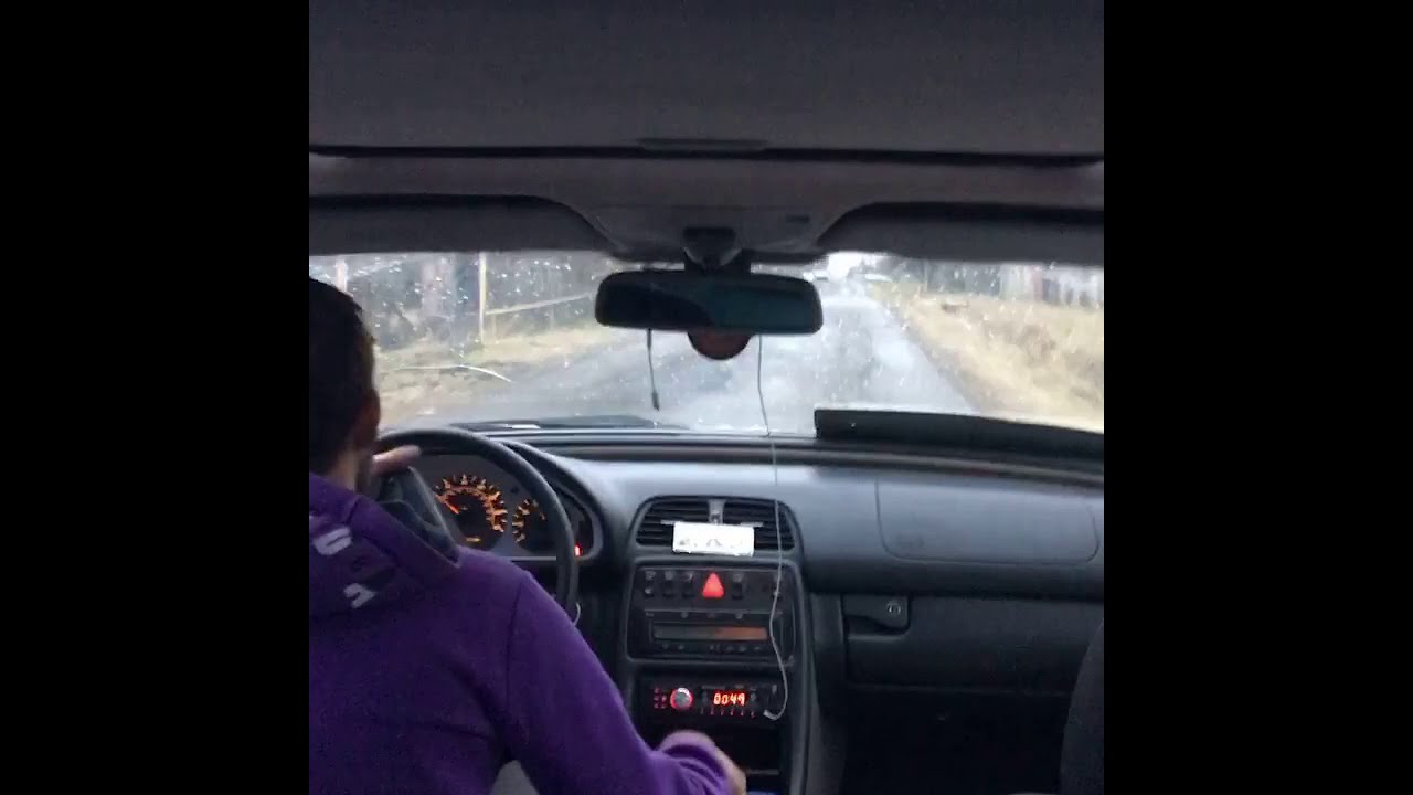 mercedes benz w208 drift - YouTube