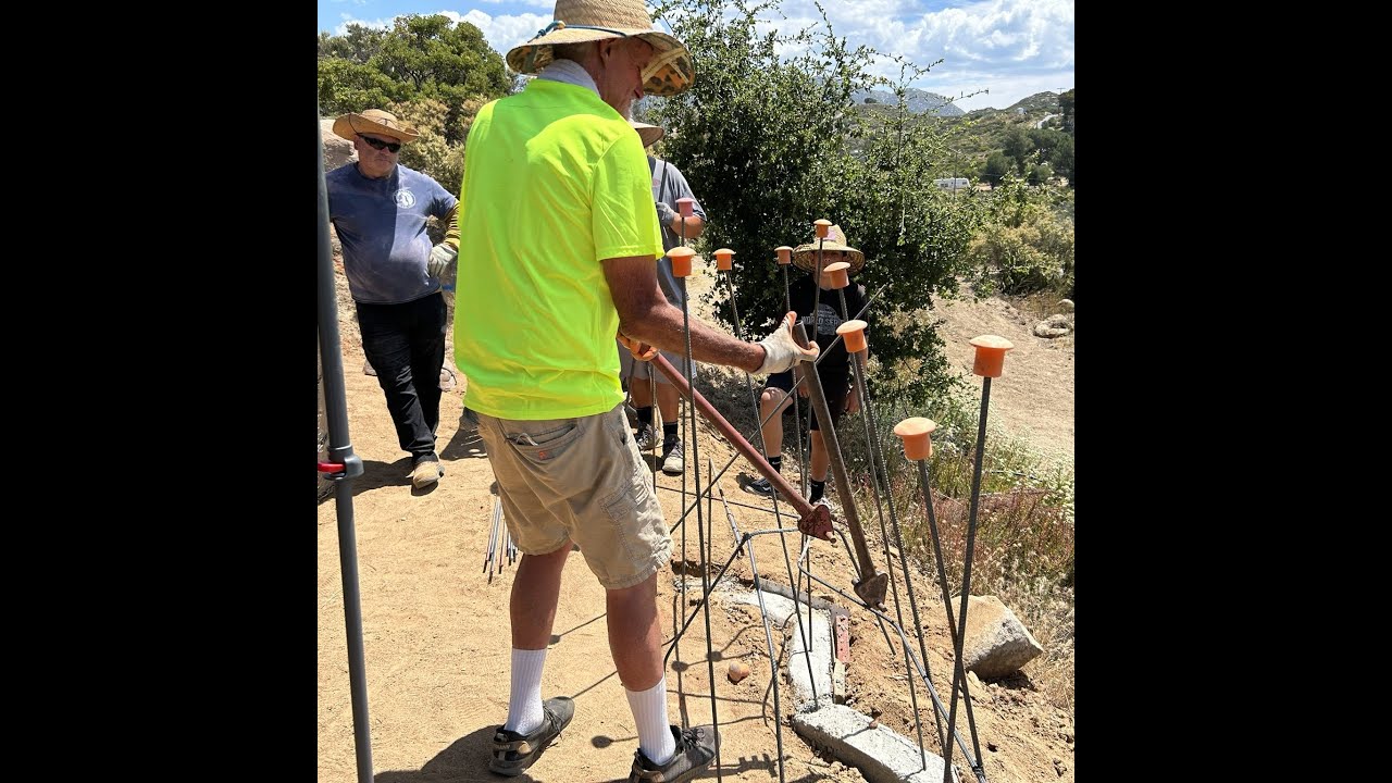 Faux Rock COURSE SAMPLE, "Making Faux Rock Landscape Boulders the Cheap ...