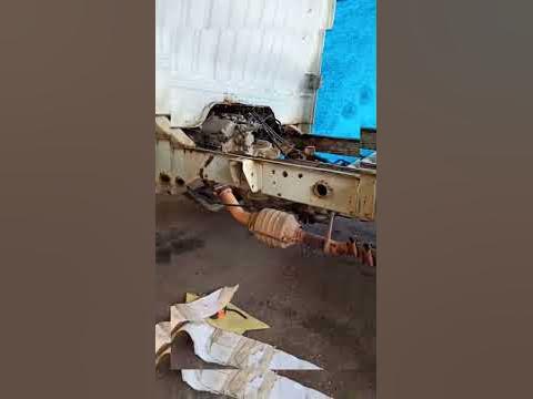 Perbaiki sasis ,mobil keri yang keropos,hancur banget - YouTube