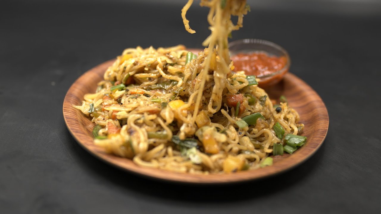 Veg Chinese Maggi | How To Make Chinese Maggi | 2 Mins Maggi Recipe ...