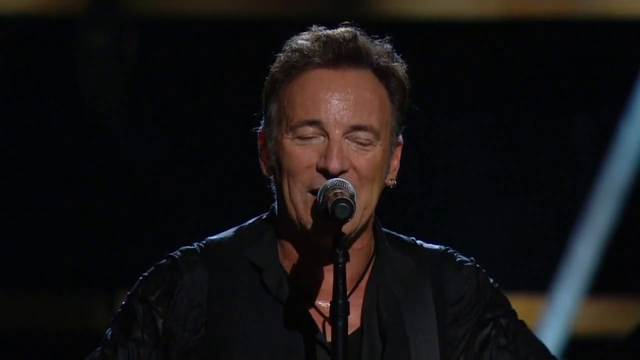 Bruce Springsteen w John Fogerty Fortunate Son HD - YouTube