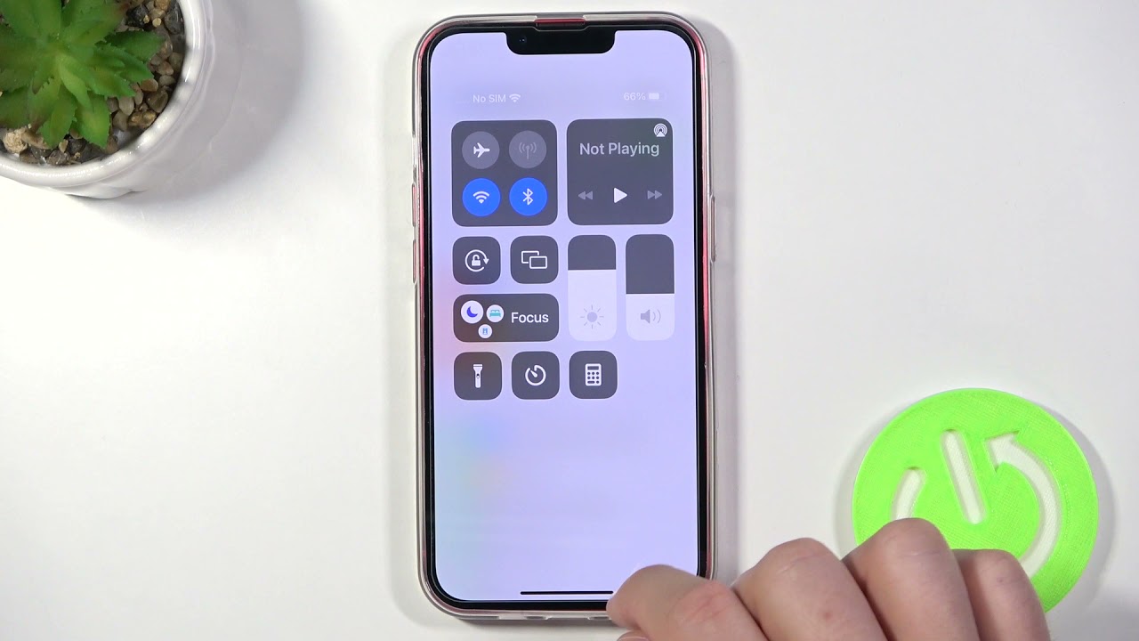 How to Customize Control Center Shortcuts on iPhone 13 – Adjust Top ...