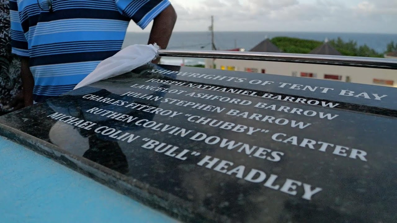 Plaque unveiled honouring boat builders of Tent Bay - YouTube