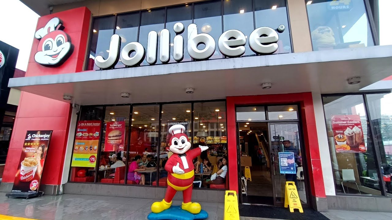 Ang Jollibee ng Jollibee Blue Bay Walk Pasay - YouTube
