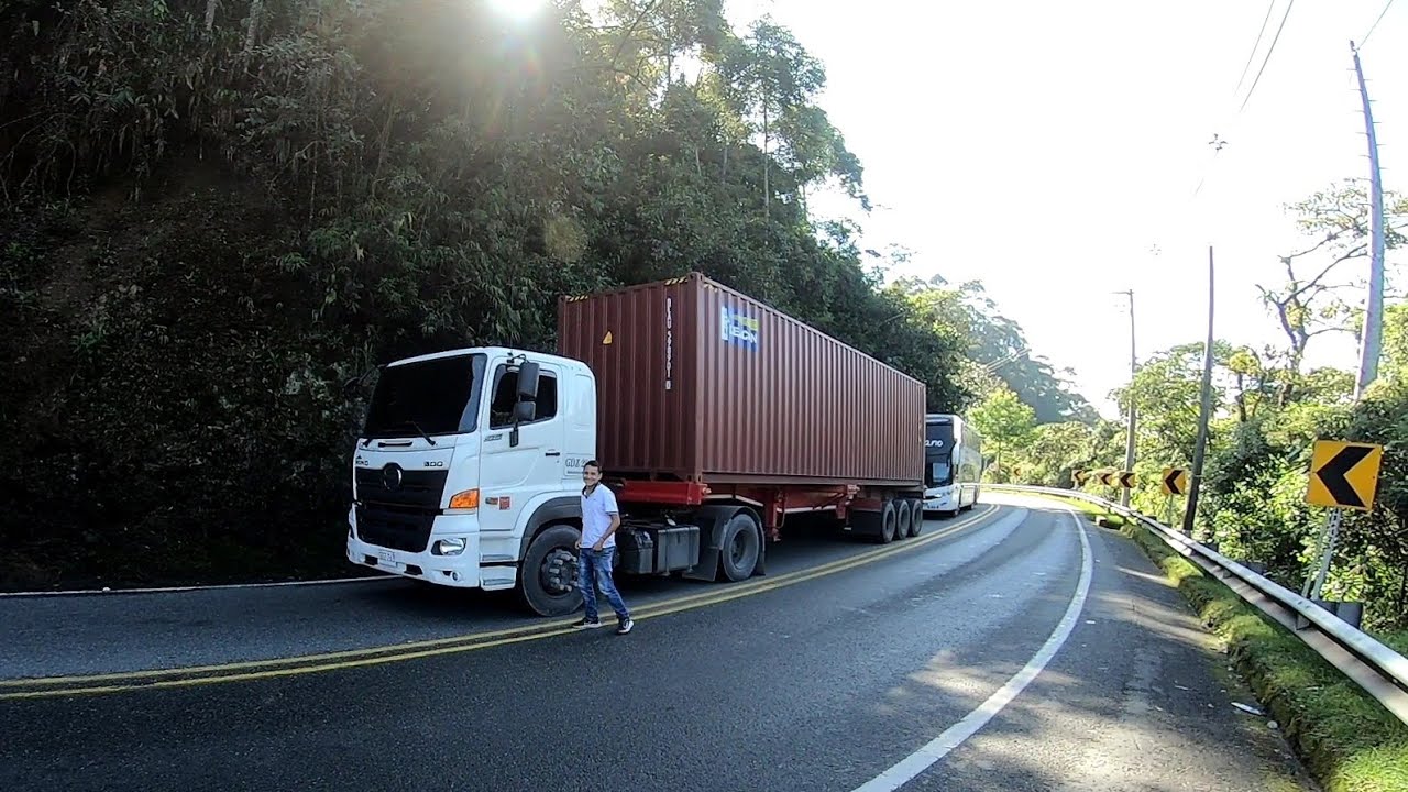 VIAJE en HINO 500 MINI MULA | Buenaventura - Medellin | 2da Parte ...