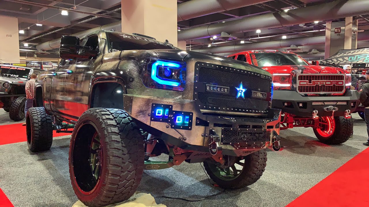 DUB Show at the Philadelphia Auto Show - YouTube