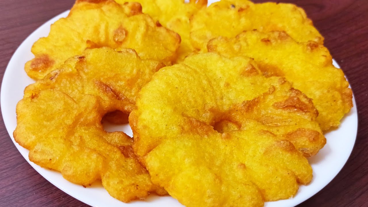 Pineapple Fritters Recipe/പൈനാപ്പിൾ സ്നാക്സ്/ പൈനാപ്പിൾ ഫ്രൈ - YouTube
