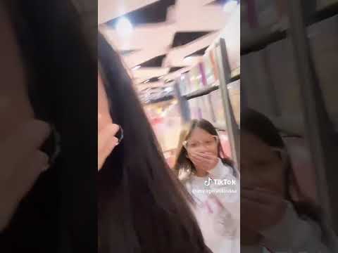 kız kalabalık da osurdu 🤣😍 #funny #fart #farting