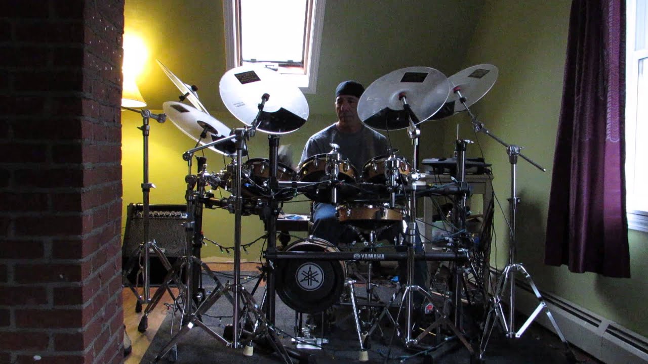 Mike Barbuto ( Share the land ) The Guess Who - YouTube