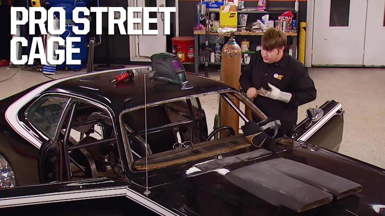 '74 Pro Street Dodge Dart Gets A Drag-Style Cage - MuscleCar S7, E8 ...