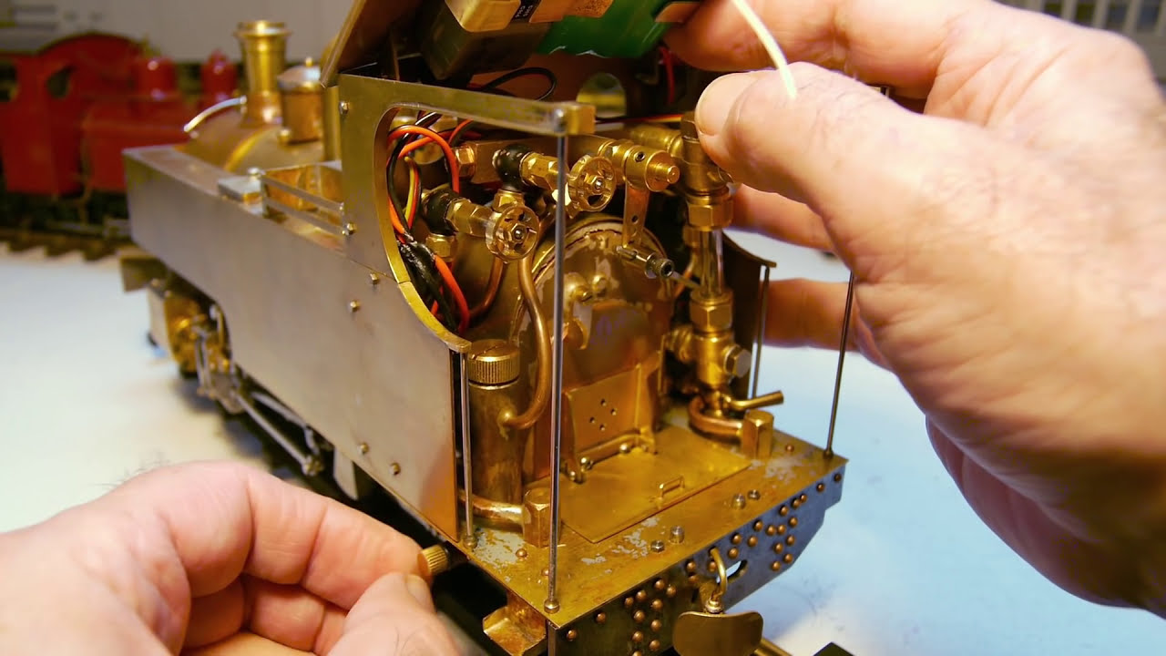 'Russell' Live Steam Model Locomotive Part 18 - YouTube